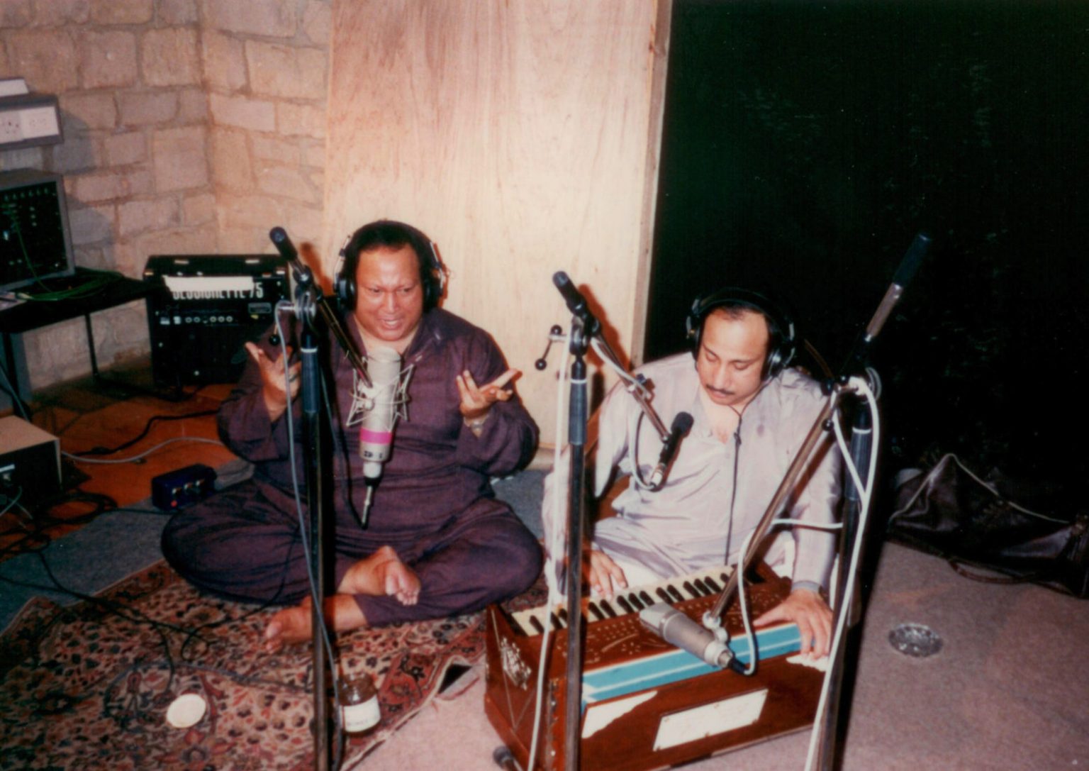 Nusrat Fateh Ali Khan Wiki, Age, Death, Wife, Family, Biography & More ...