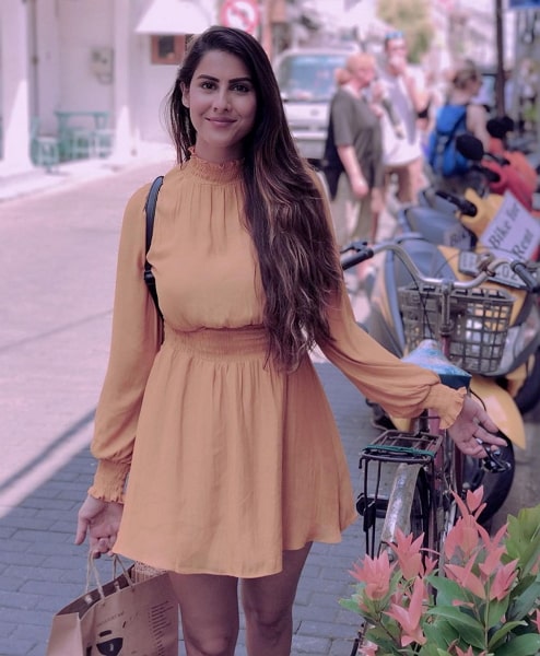 Sheetal Thakur Wiki, Age, Boyfriend, Husband, Family, Biography & More ...